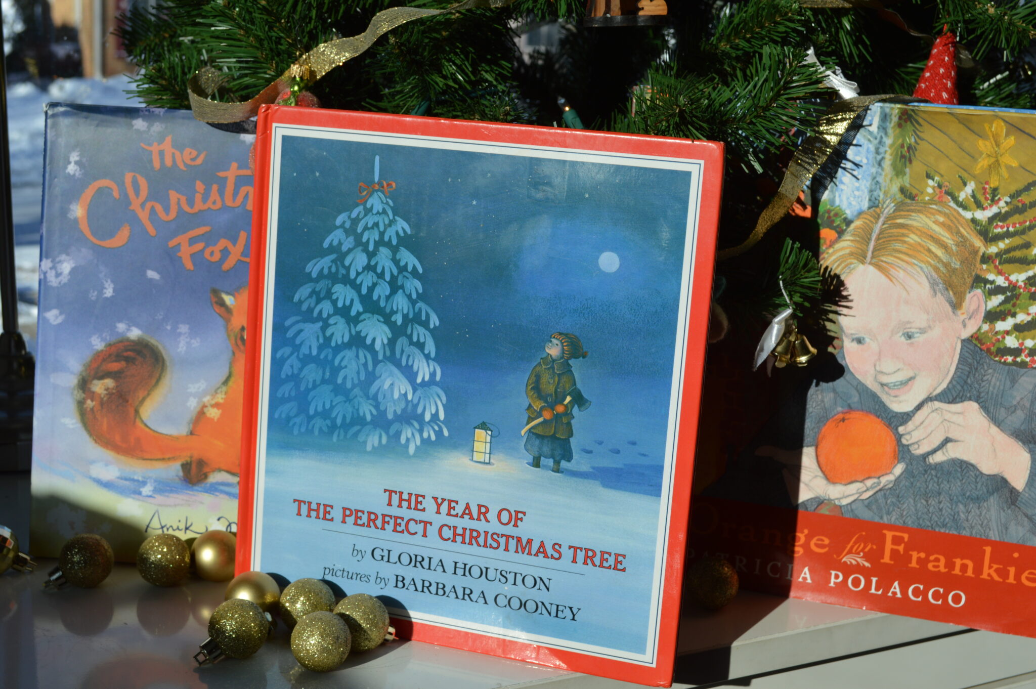 Best Christmas Books - Stories & Thyme
